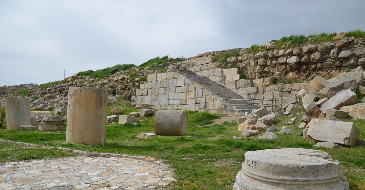 Temple of Anahita at Kangavar, Iran - World History Encyclopedia