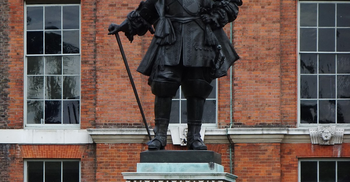 Statue of William III - World History Encyclopedia