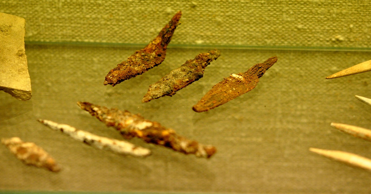 Assyrian Arrowheads from Lachish - World History Encyclopedia