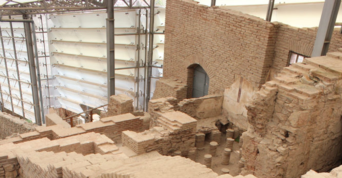 Ephesus Terrace Houses: Archway - World History Encyclopedia