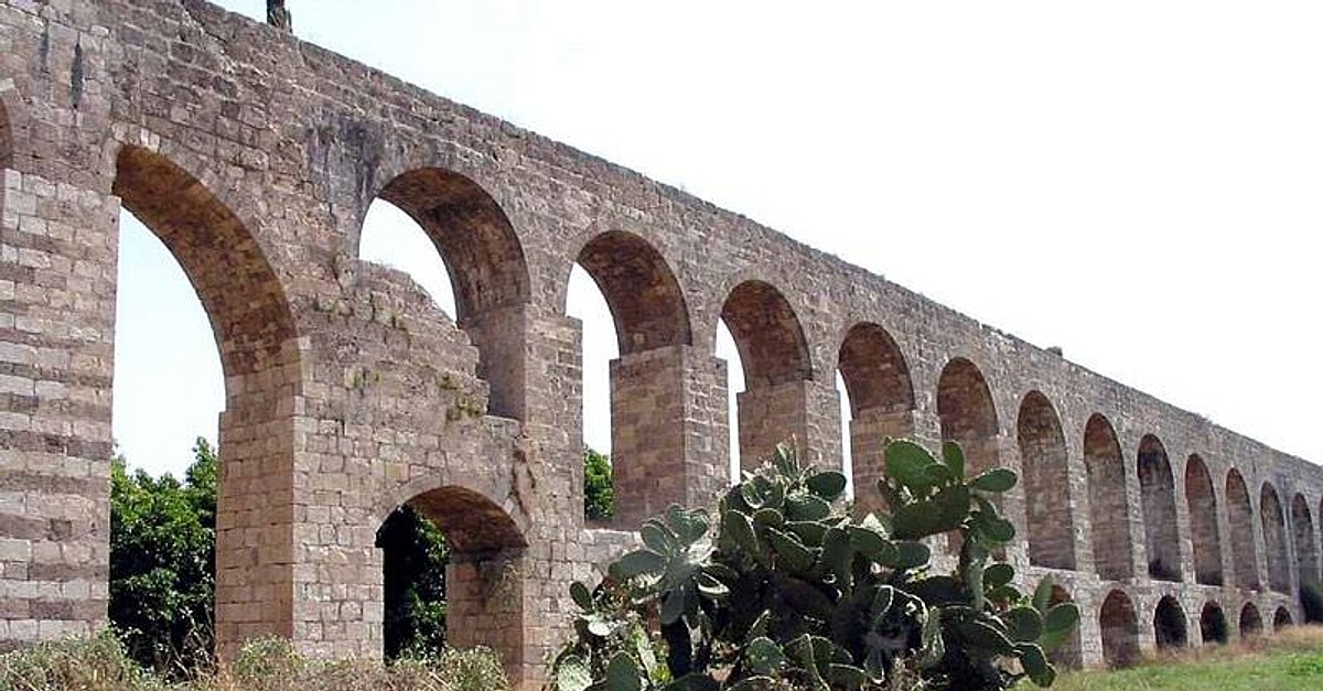 Aqueduct of Jezzar Pasha - World History Encyclopedia