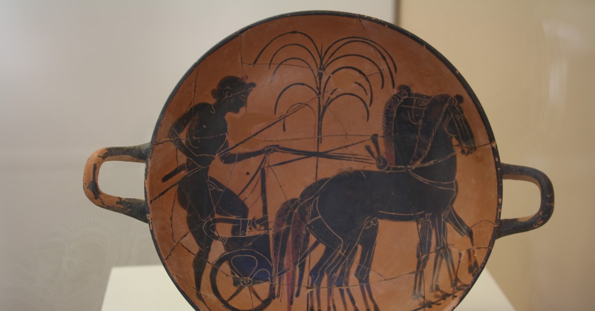 Medea Chariot
