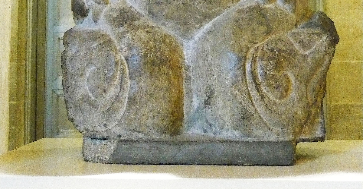Chinese Pillar Support in the Form of a Kneeling Demon - World History ...