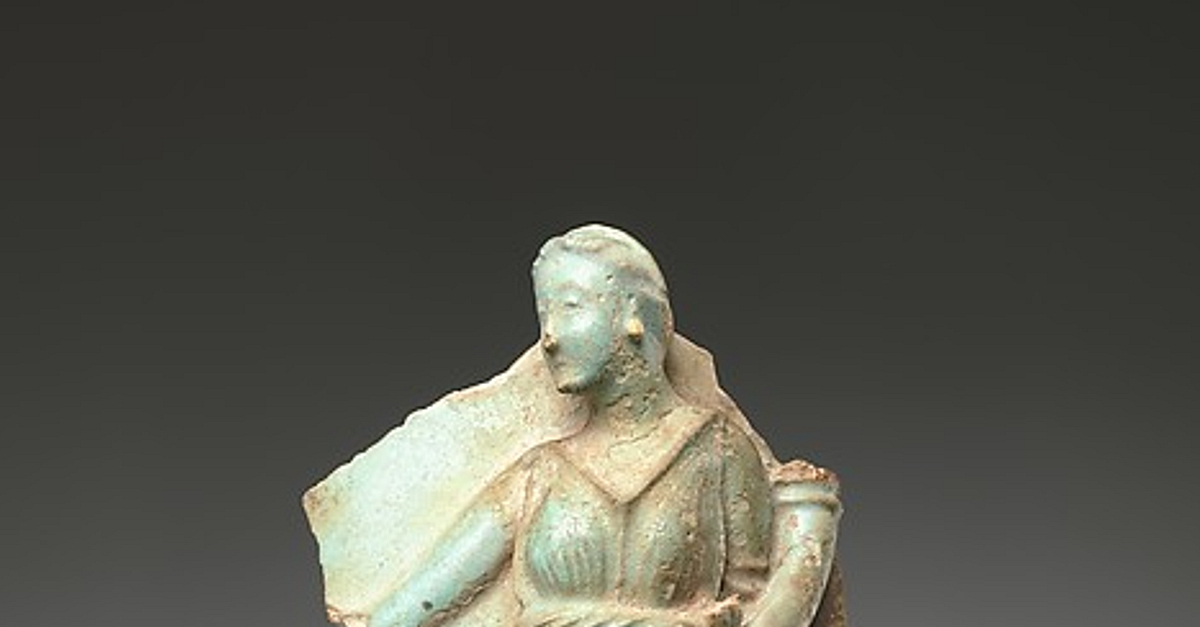 Vase Fragment Portraying Berenike II as Isis-Aphrodite - World History ...