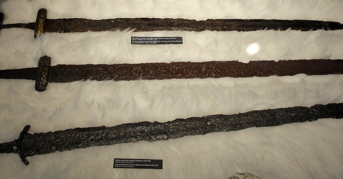Viking Age Swords - World History Encyclopedia