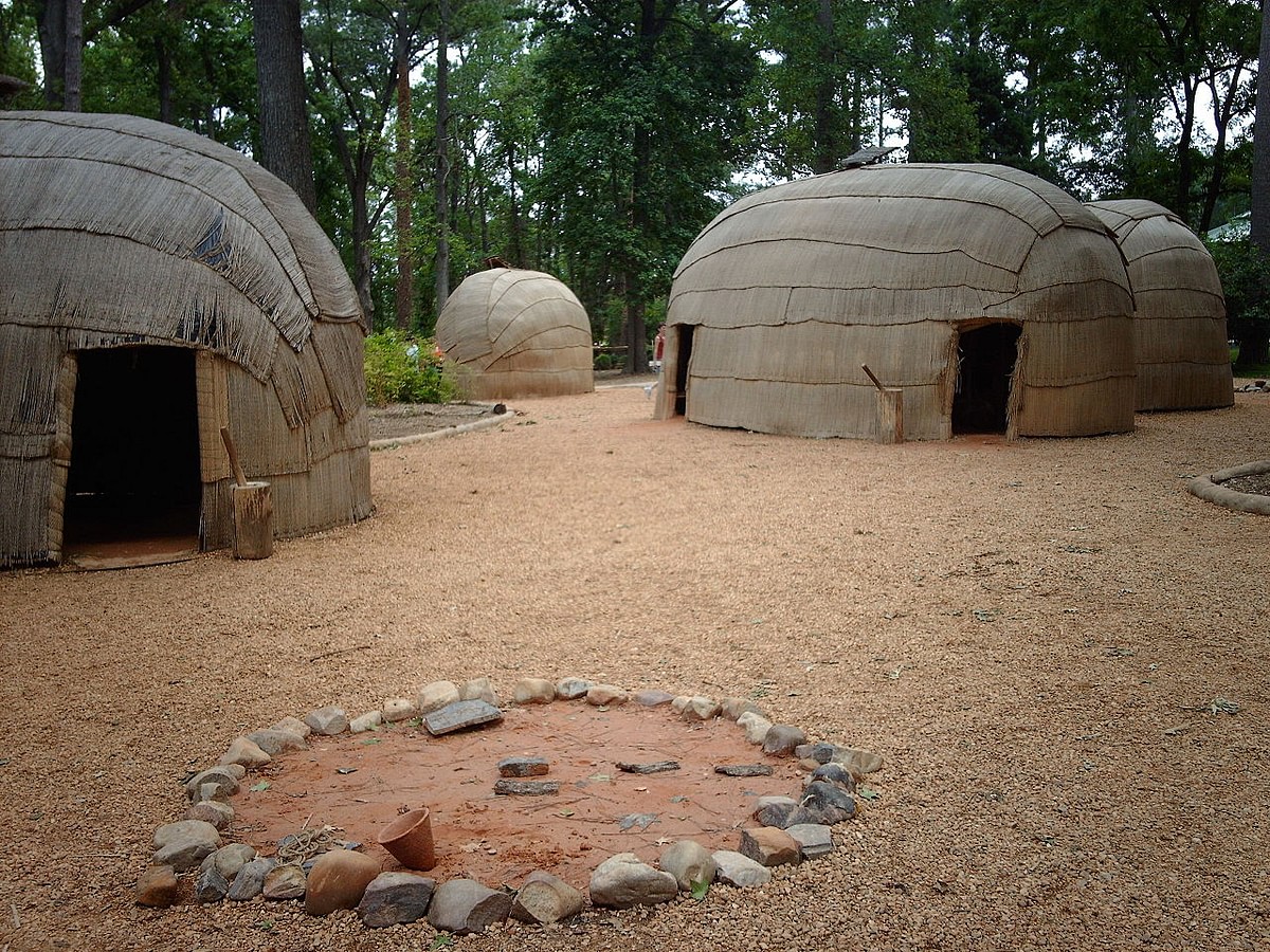 Powhatan Longhouses