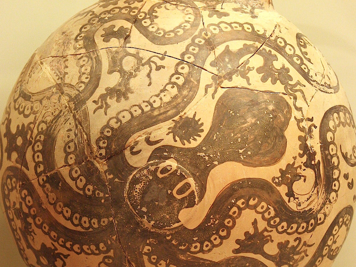 Minoan Art Octopus Minoan Octopus Art Hi Res Stock Photography And