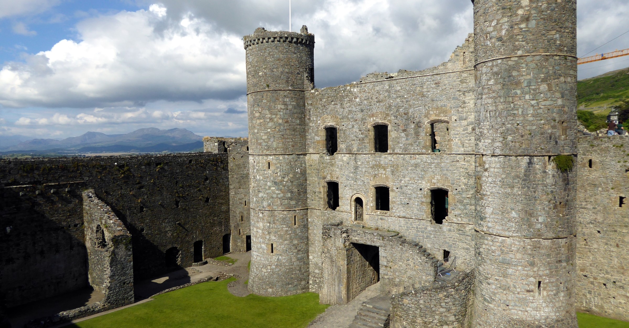 Gatehouse Interior, Harlech Castle - World History Encyclopedia