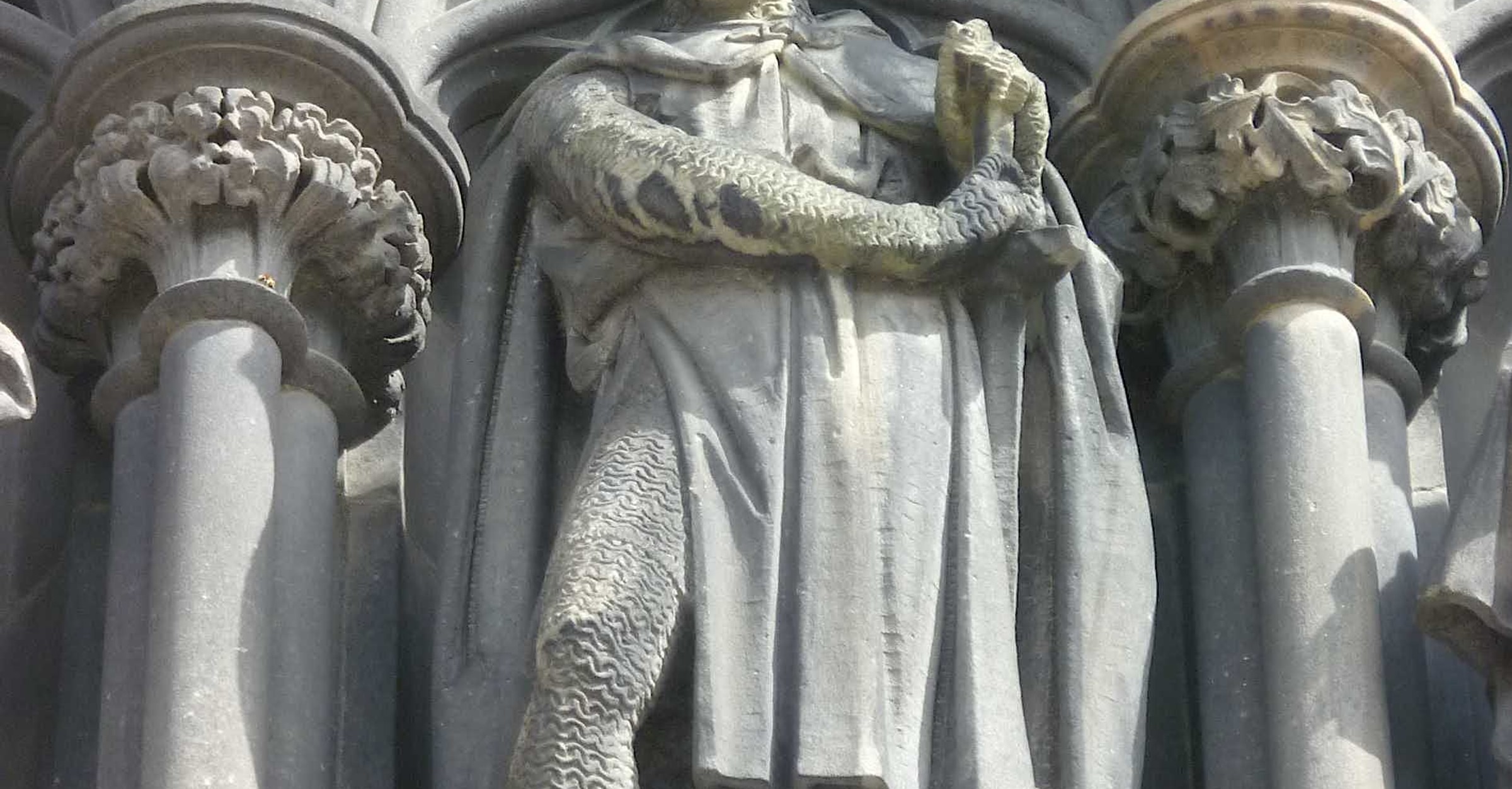 Statue of Alexander III of Scotland - World History Encyclopedia