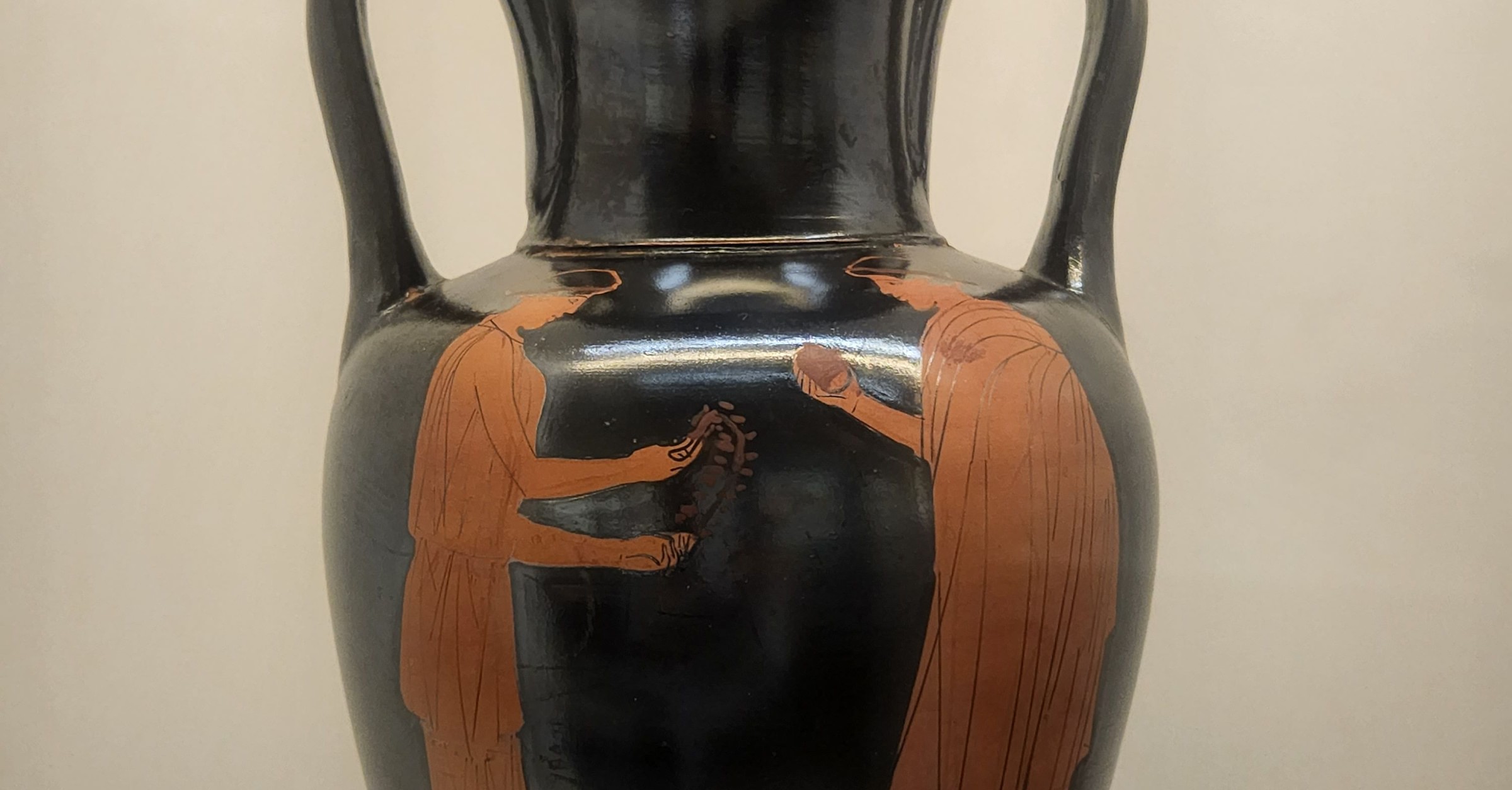 Attic Red-Figure Nolan Amphora - World History Encyclopedia