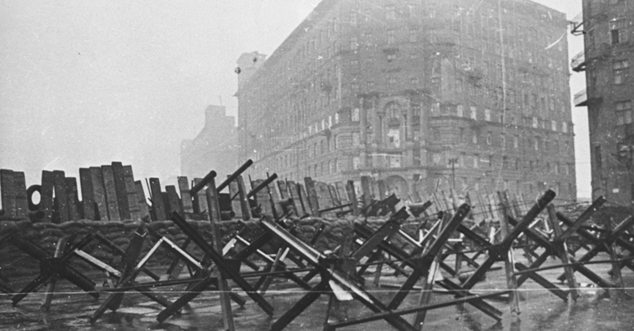 Barricaded Streets, Moscow, 1941 - World History Encyclopedia