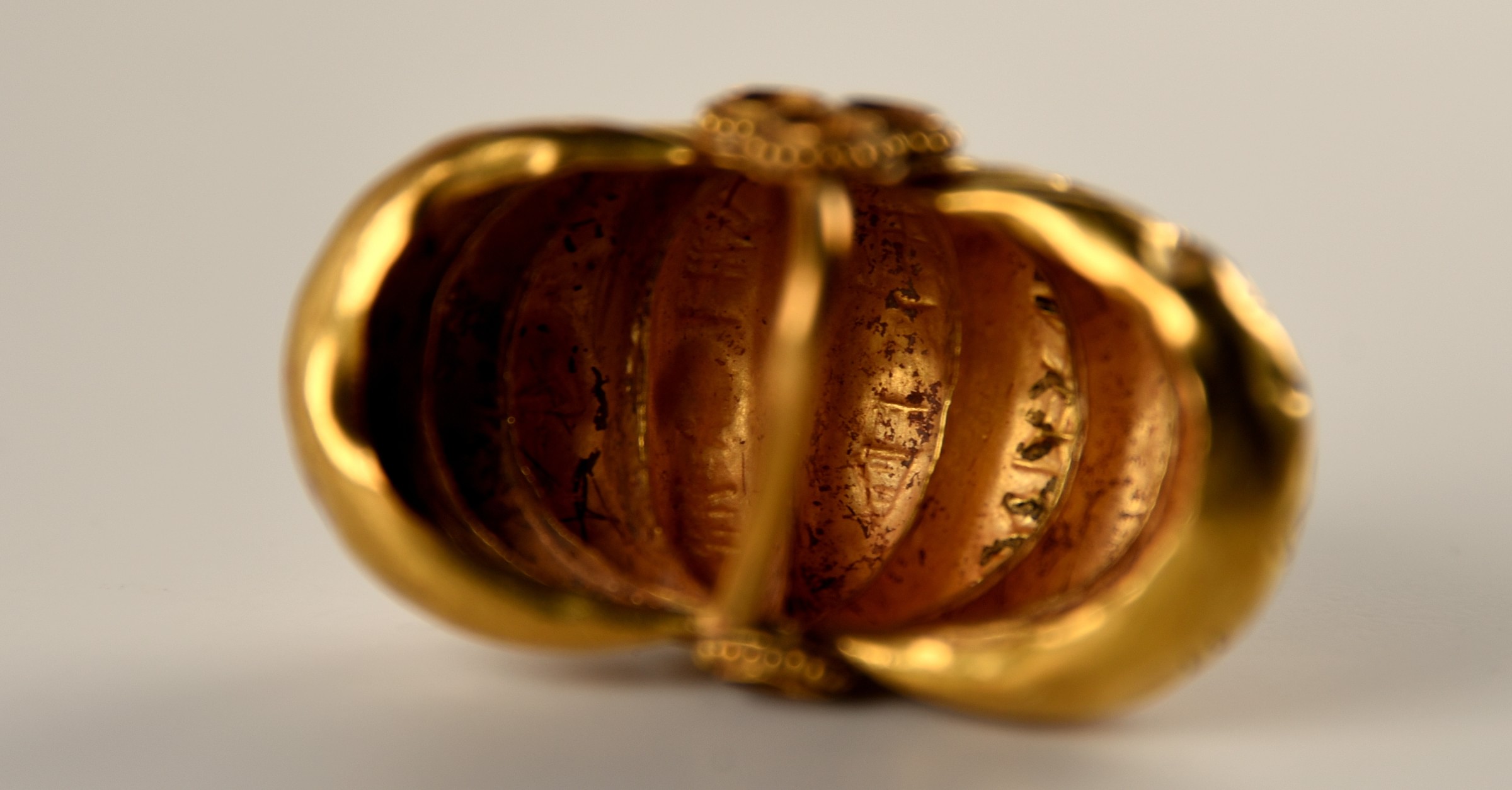 Interior Cuneiform of Gold Earring, Ur III - World History Encyclopedia
