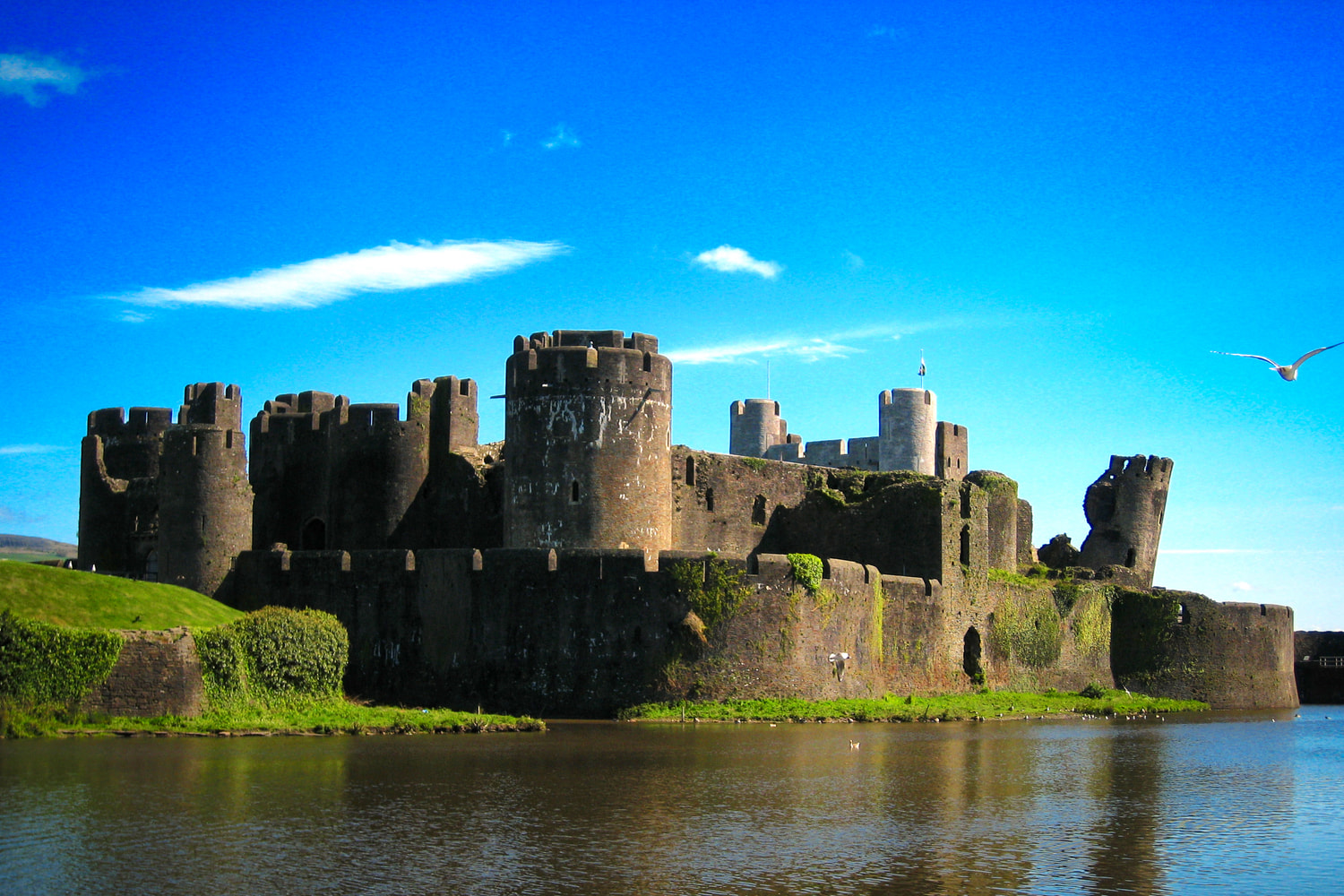 Real Medieval Castles In Europe Bodiam Castle (Bodiam) Visitor